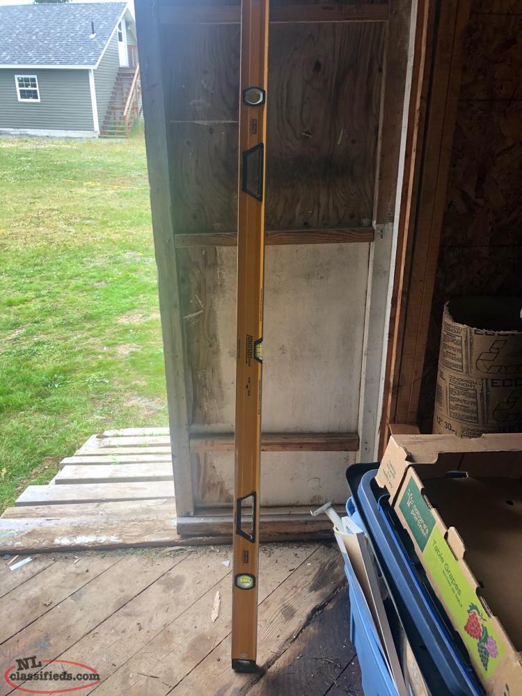 Johnson 6 Foot Level - Paradise, Newfoundland Labrador | NL Classifieds
