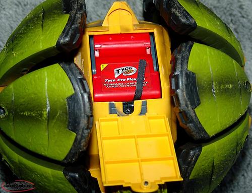 Tyco RC Mattel "Shell Shocker" 2005 Radio Control Vehicle - Paradise ...