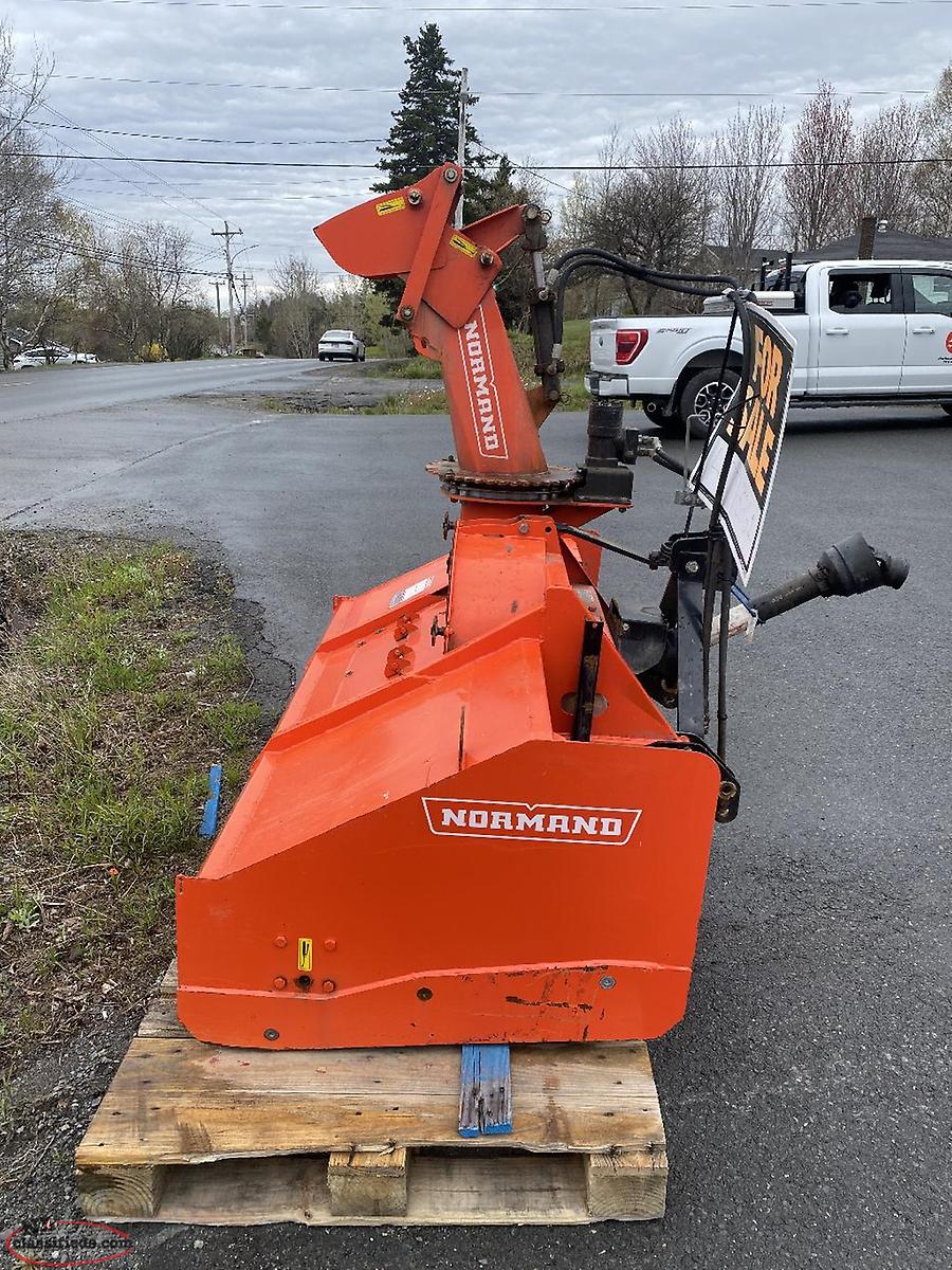 Inverted Snow Blower - Clarenville, Newfoundland Labrador | NL Classifieds