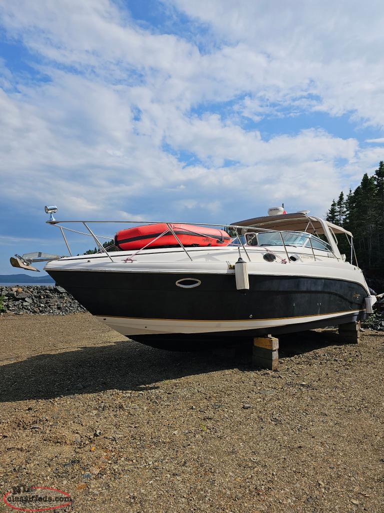 37ft Rinker Fiesta Vee 342 - Triton, Newfoundland Labrador | NL Classifieds