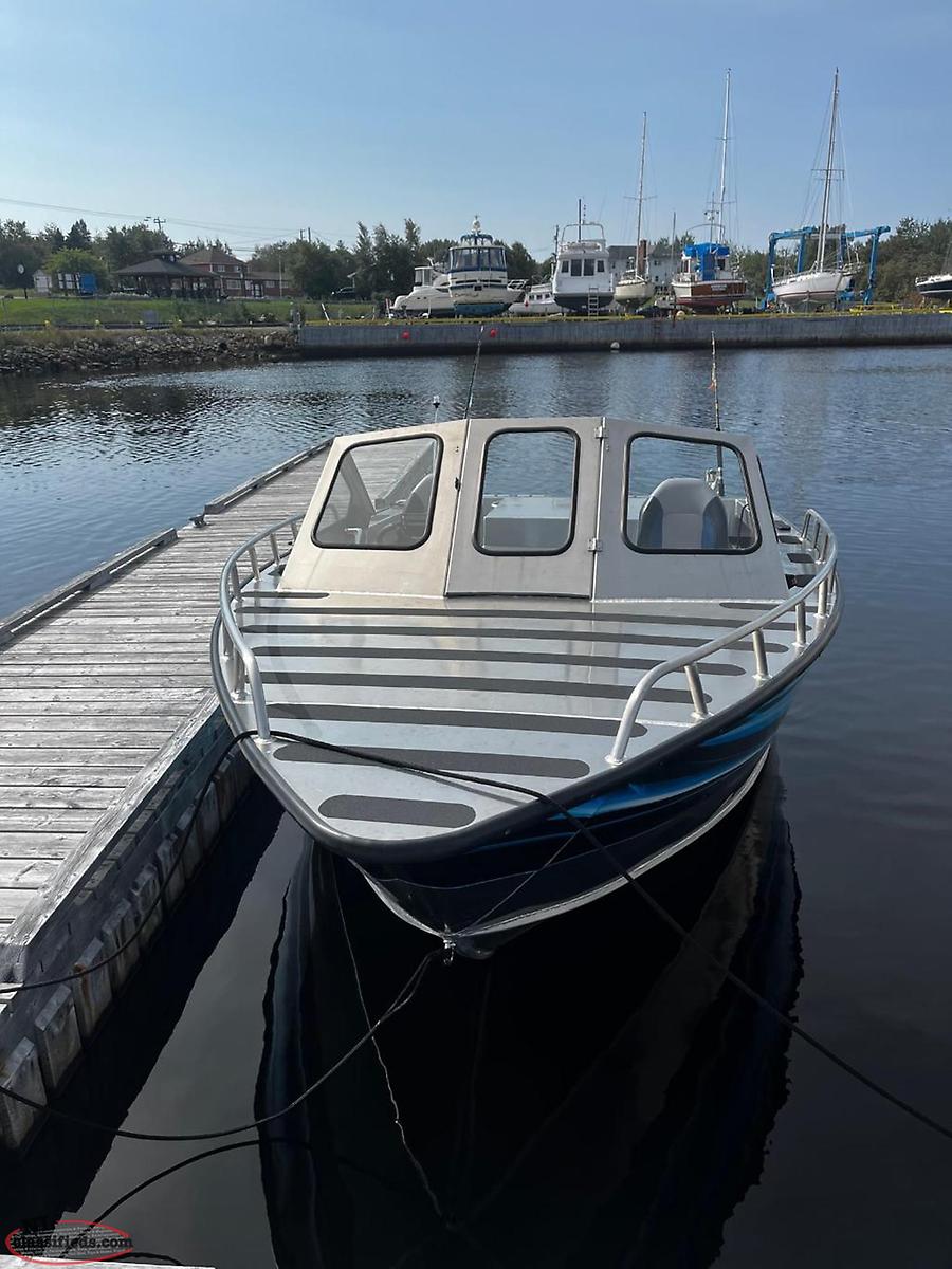 19.5 Silver Dolphin Jet Boat - Glovertown, Newfoundland Labrador | NL ...