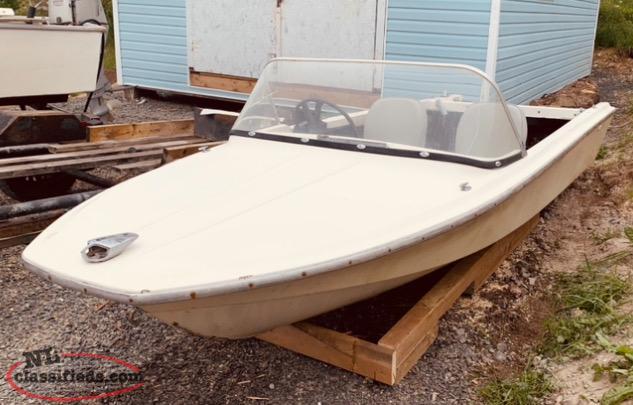 14’ Fibreglass Speed Boat - Paradise, Newfoundland Labrador | NL ...