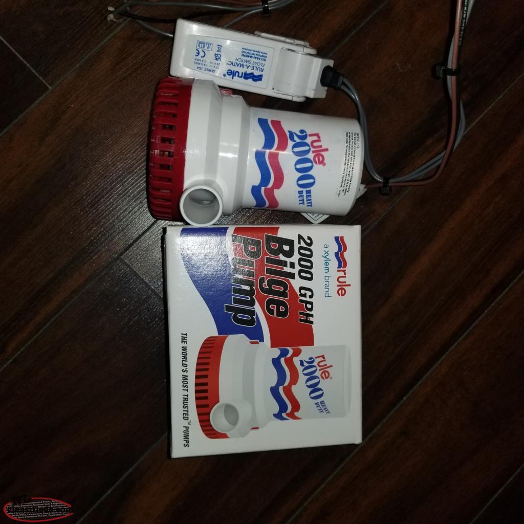 12 volt Rule pumps and float switch - Mobile, Newfoundland Labrador ...